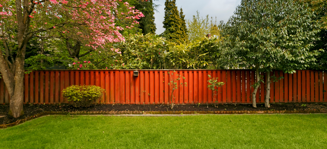 Choosing a style of timber fence for your property in Frankston ...